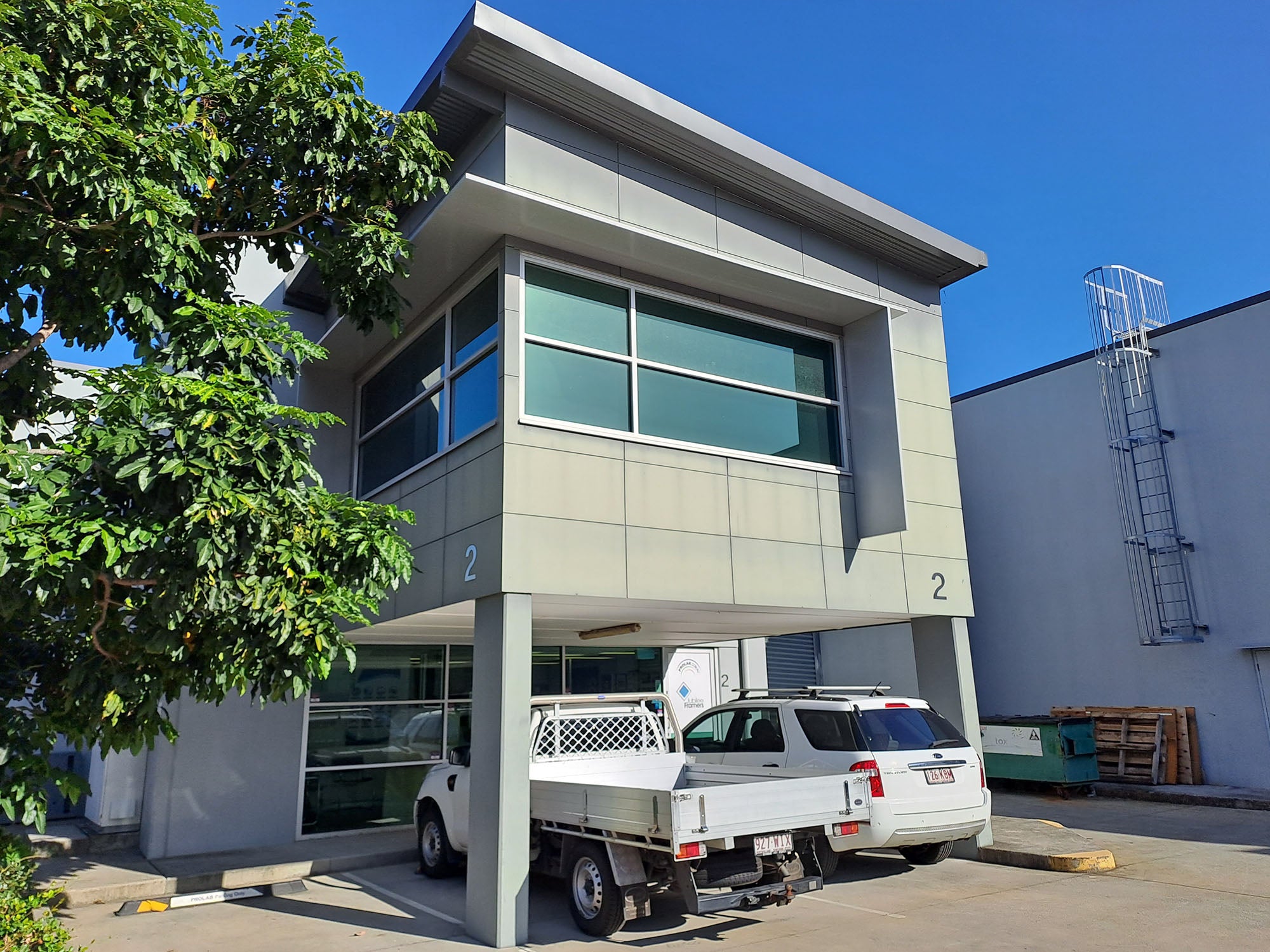 Frame Shop Kelvin Grove - Jubilee Framers